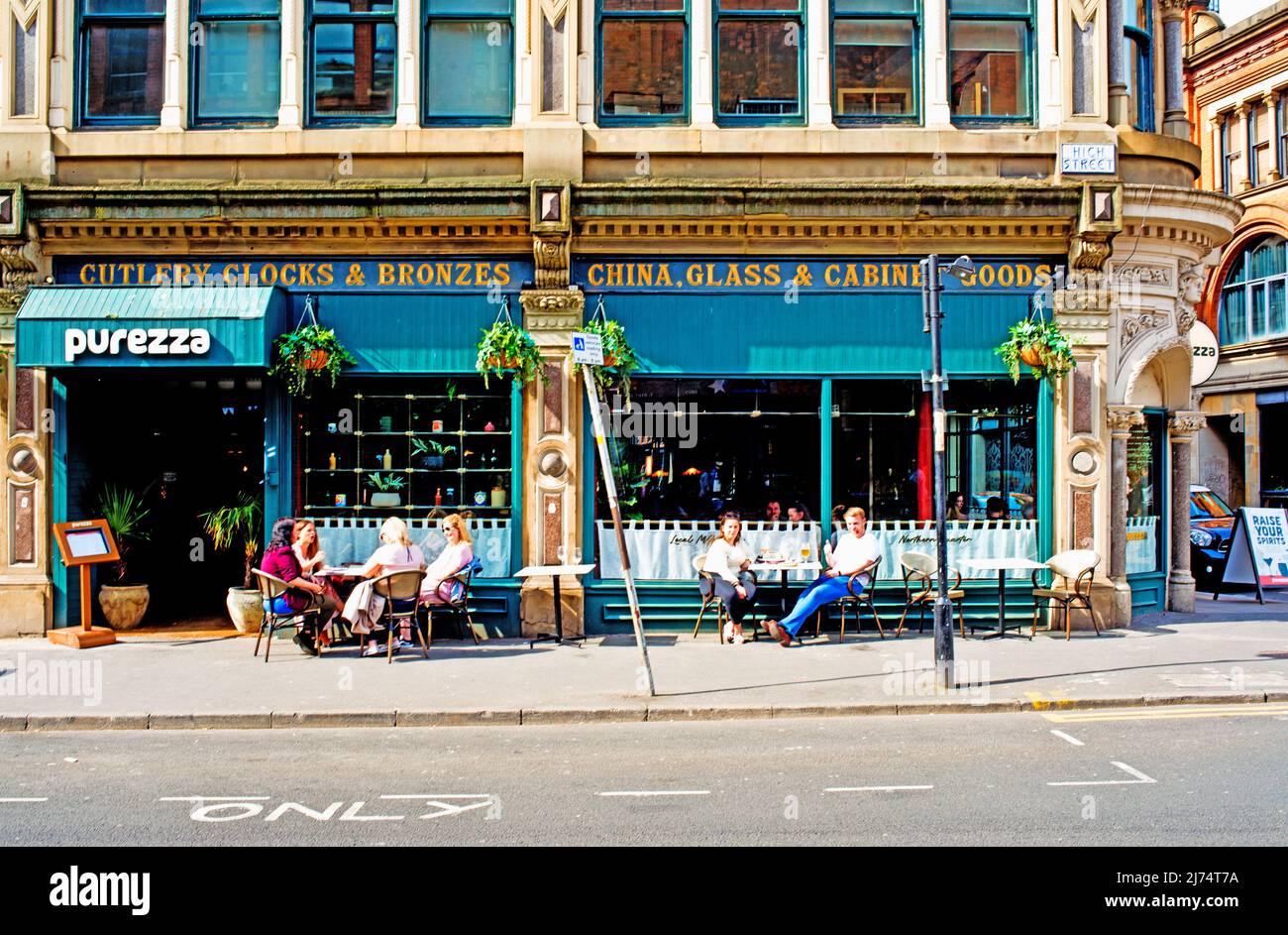 Manchester high street hi-res stock photography and images - Alamy