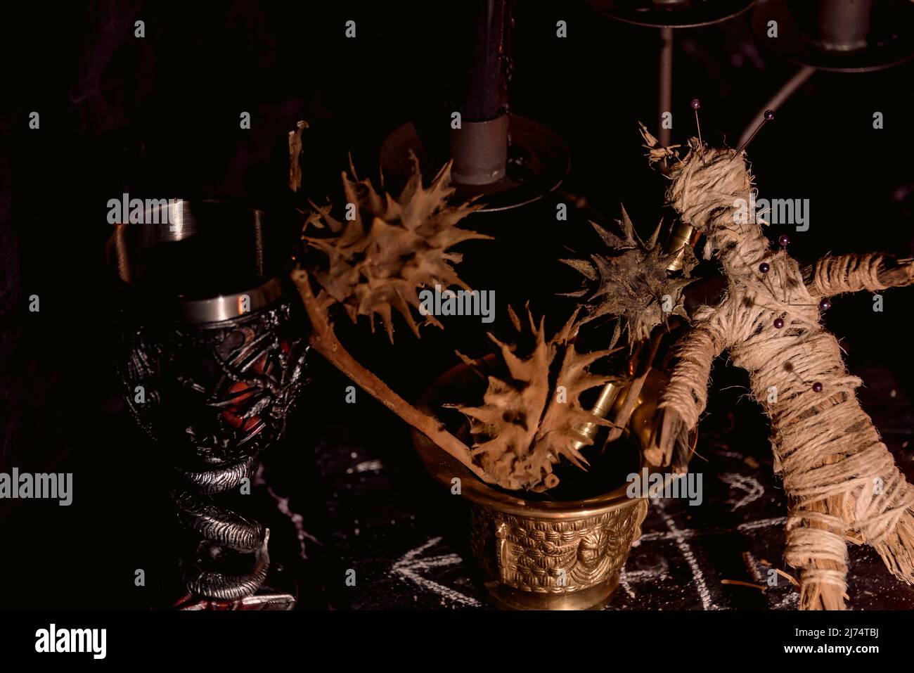 Voodoo symbol hi-res stock photography and images - Alamy