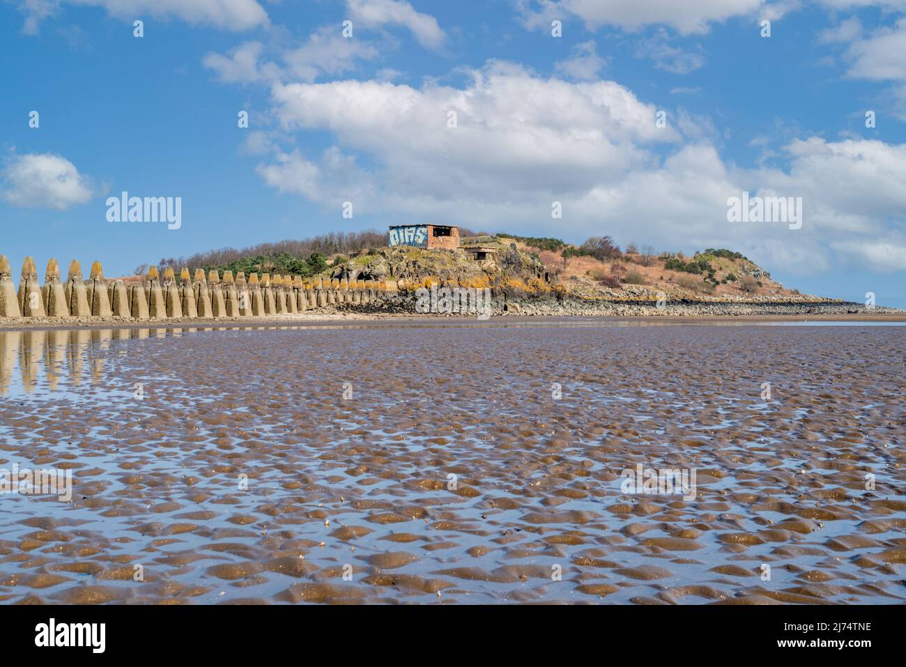 Cramond beach hi-res stock photography and images - Alamy