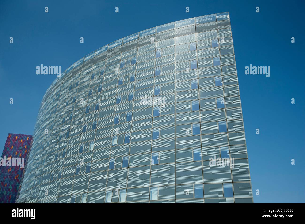Patterned glass fronted modern architecture. Hotel building in London ...