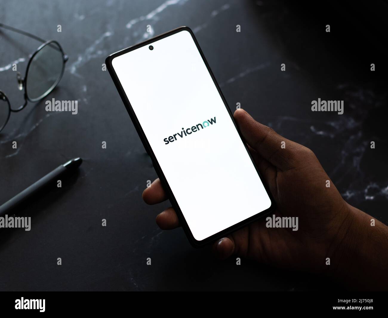 Servicenow share hi-res stock photography and images - Alamy