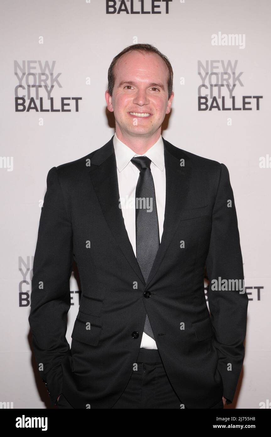 Jonathan Stafford attends the New York City Ballet 2022 Spring Gala at ...