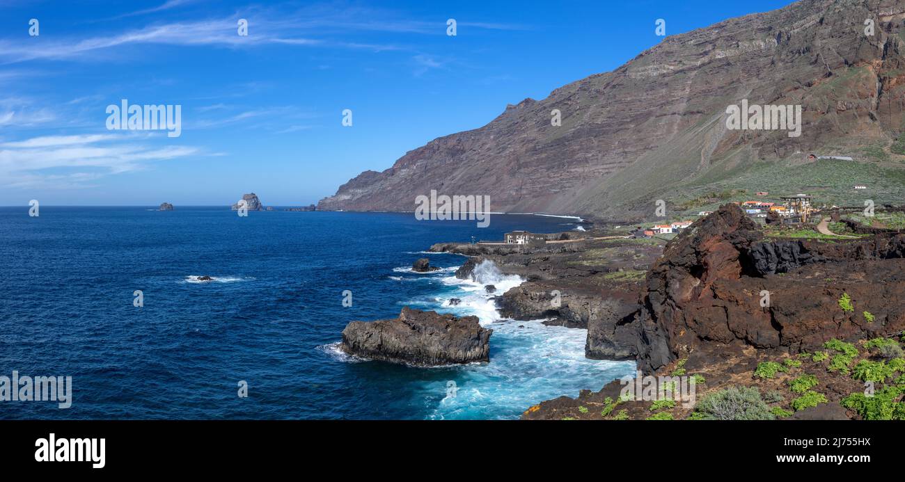 El Hierro - View of the Roques de Salmor rocks in the El Golfo Valley Stock Photo - Alamy