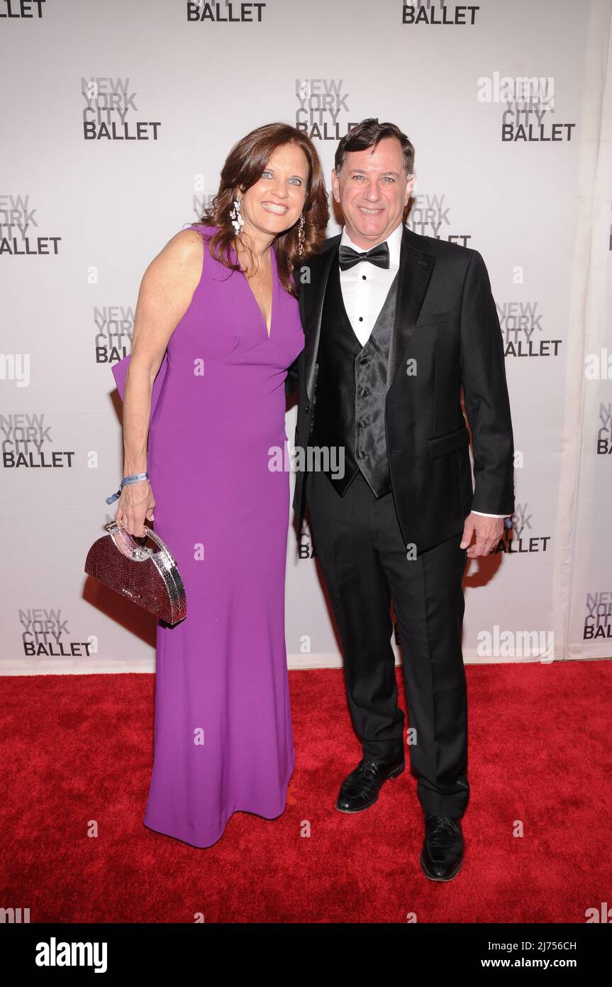 Beth Gelles and Jeff Gelles attend the New York City Ballet 2022 Spring ...