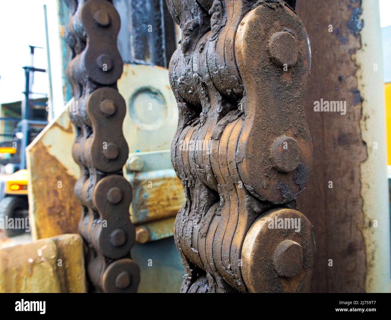 Transmission chain in Industrial plant Stock Photo - Alamy