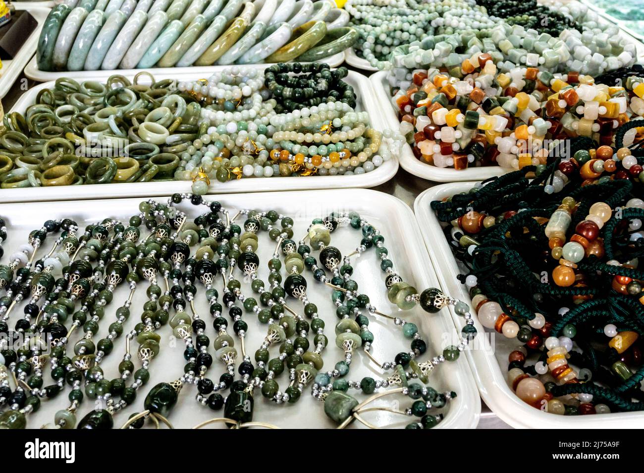 Fashion jewelries hi-res stock photography and images - Alamy