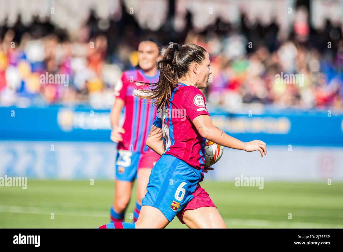 Claudia Pina (C) of FC Barcelona celebrates after scoring a goal during ...
