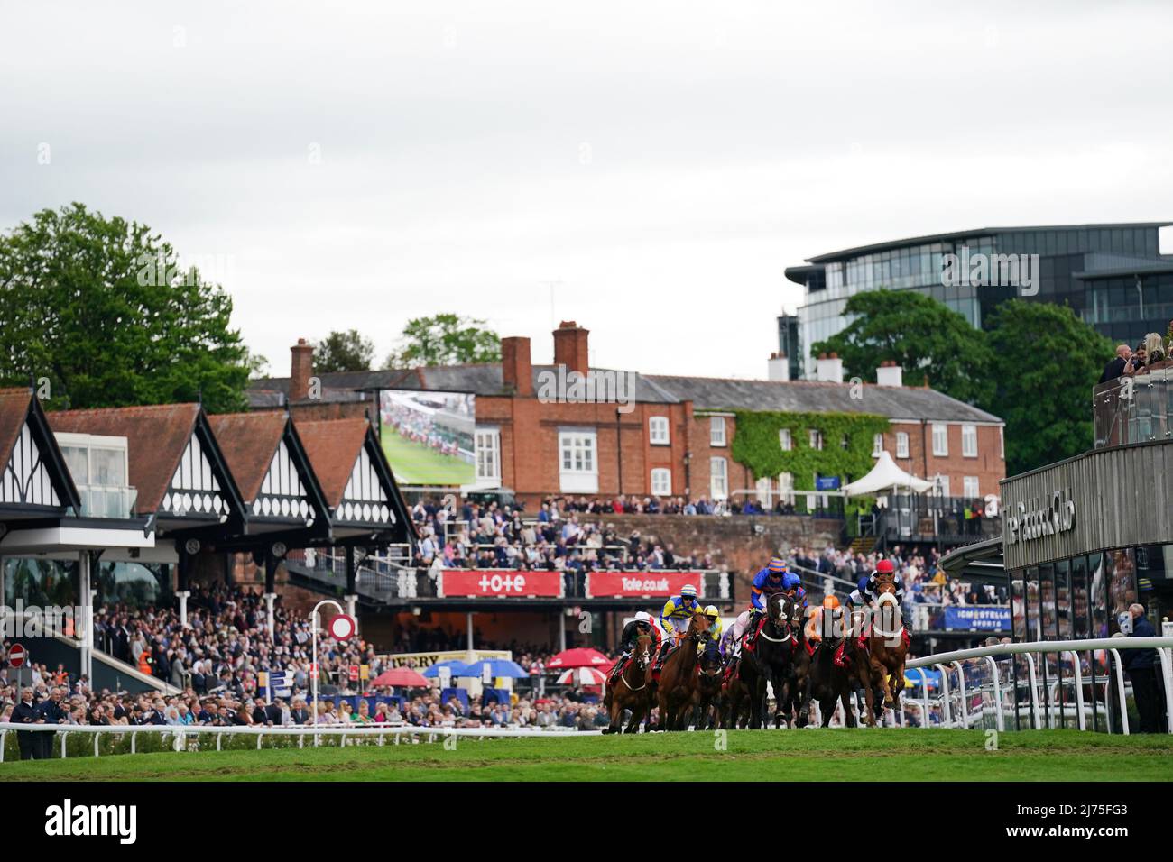 Runners and riders during the tote+ Chester Cup Handicap during the ...
