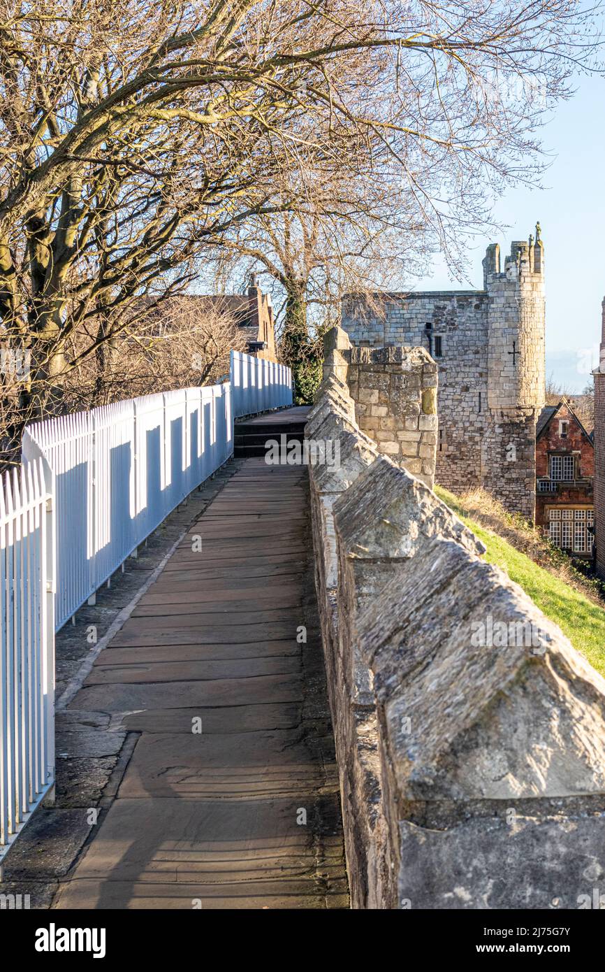 Medieval railing hi-res stock photography and images - Alamy