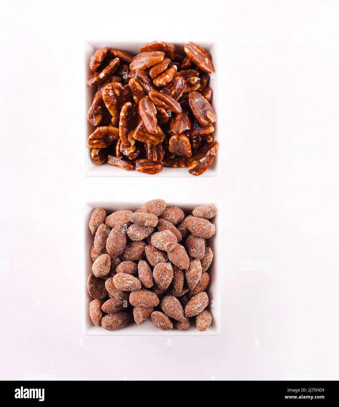 Candied pecans hi-res stock photography and images - Alamy
