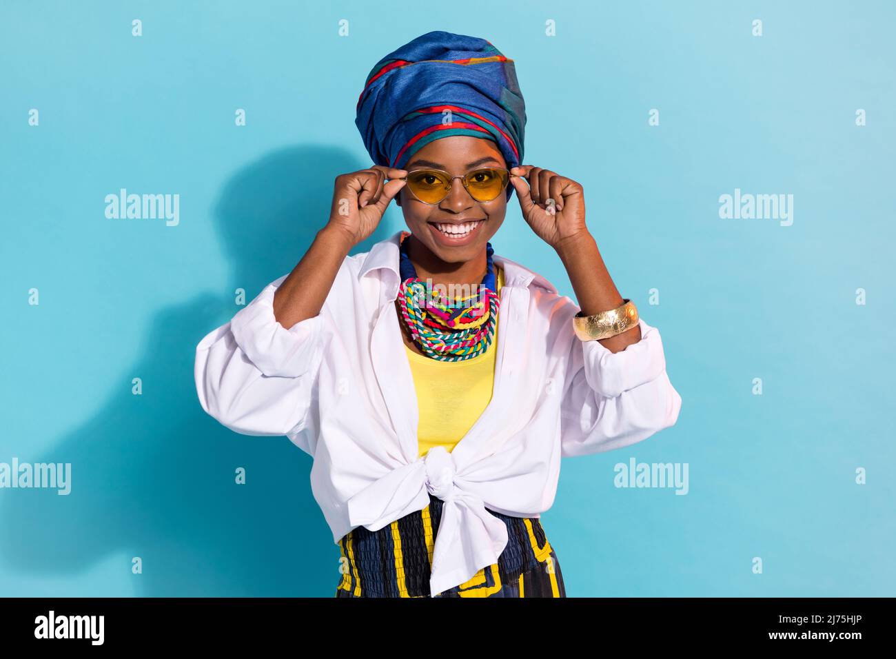 Photo of zulu stunning lady touch specs enjoy native aborigine look ...