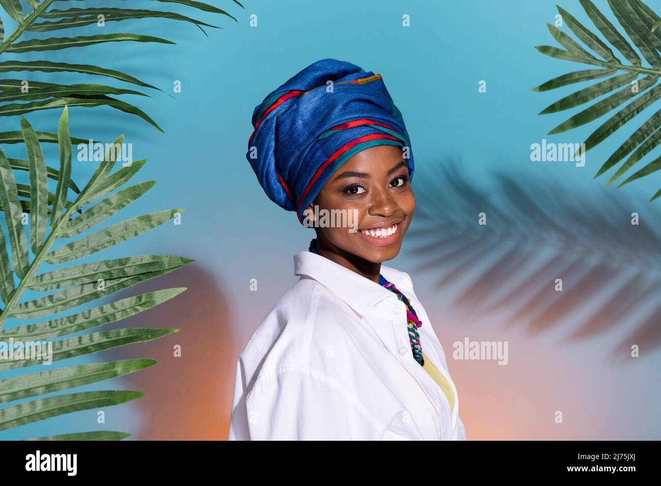 Photo of kongo lady under exotic summer forest look smile wear native ...