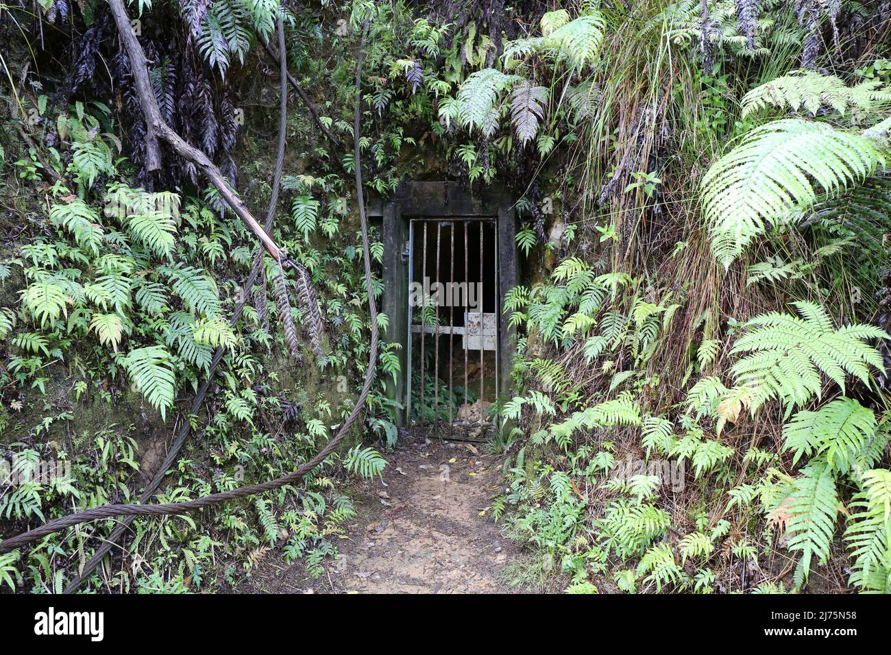 Secret entrance hi-res stock photography and images - Alamy