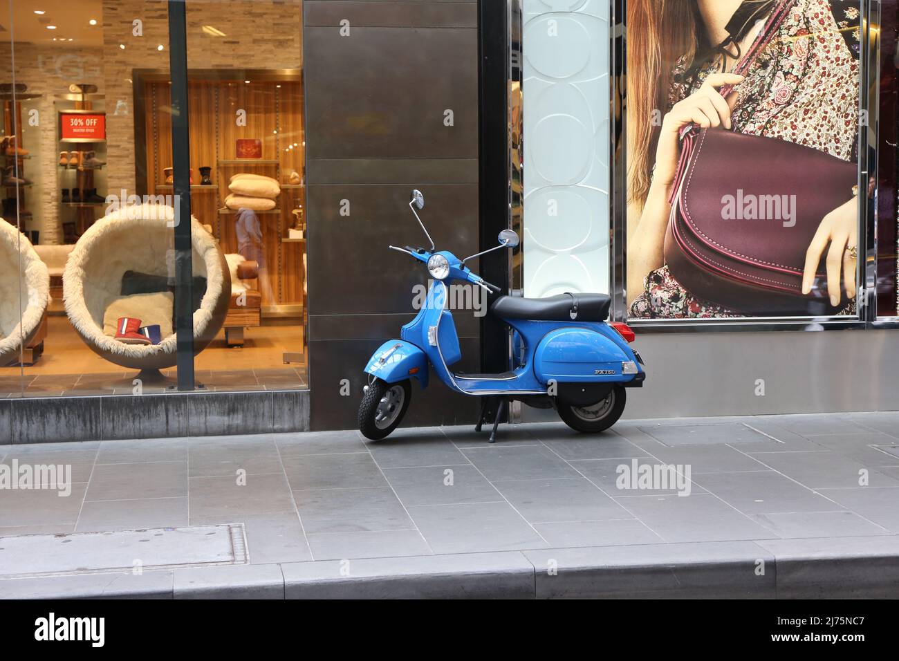 Piaggio Vespa italian scooter Stock Photo - Alamy