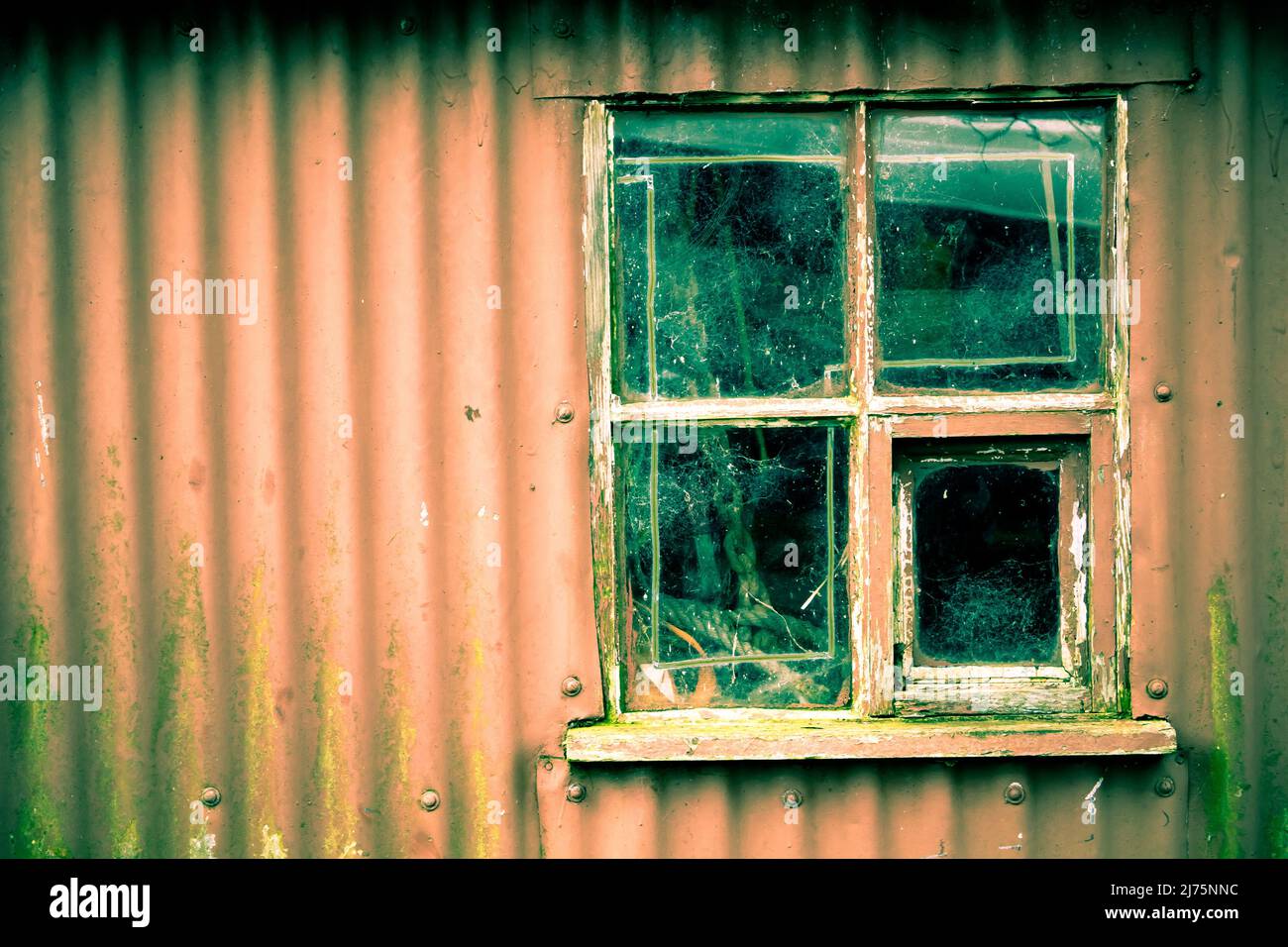 old window, old house Stock Photo - Alamy