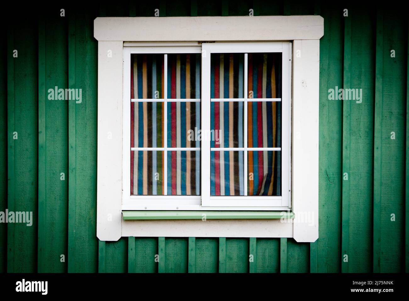 old window, old house Stock Photo - Alamy