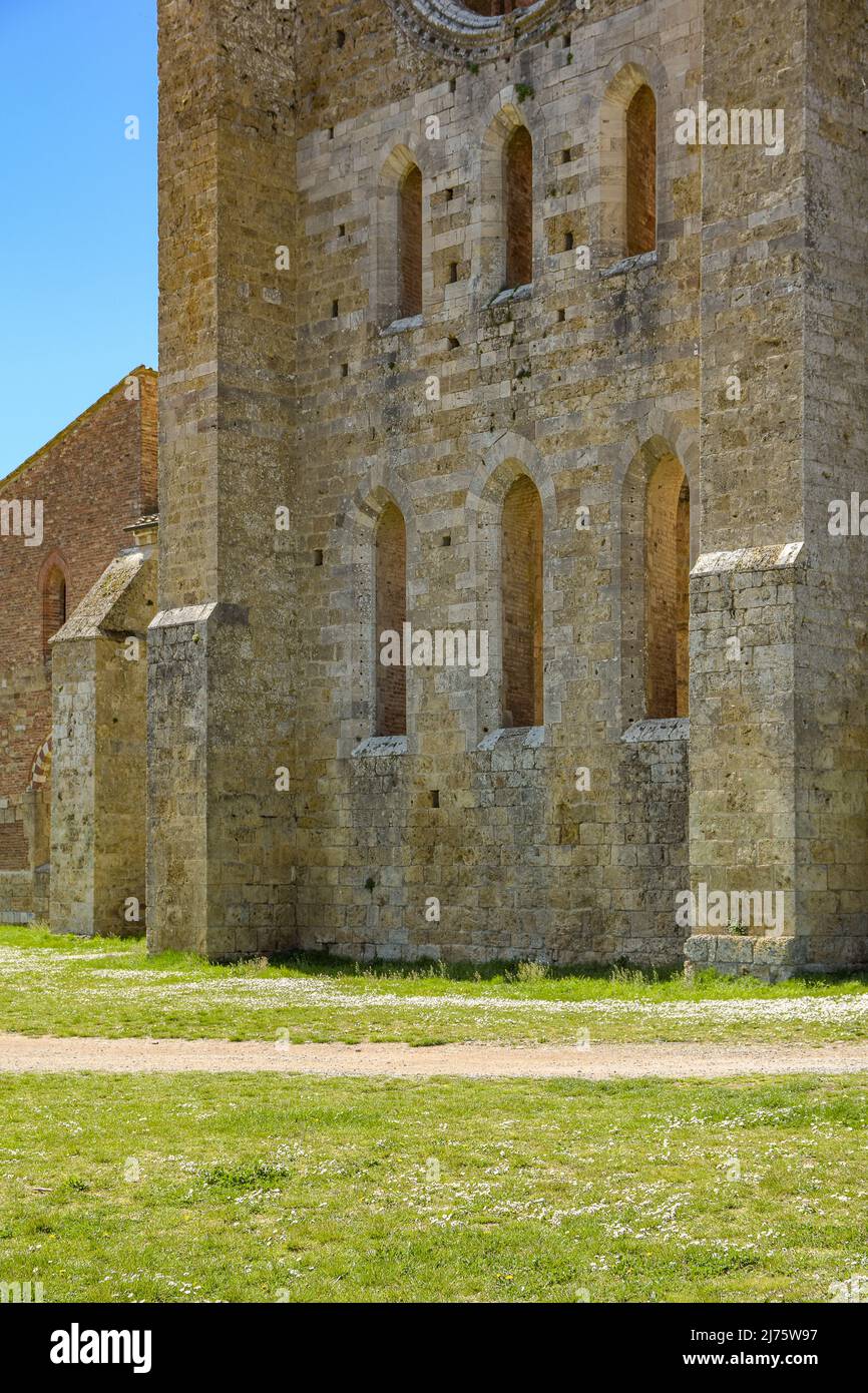 Abandoned cathedral near Siena, Tuscany, Italy - Abbazia di San Galgano ...