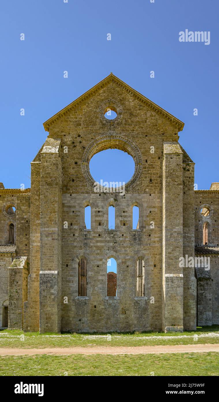 Abandoned cathedral near Siena, Tuscany, Italy - Abbazia di San Galgano ...