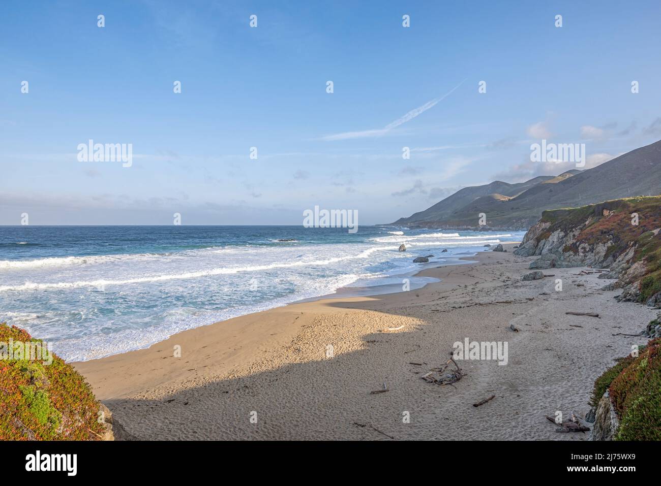An April morning at Garrapata State Park, Monterey coast, California ...