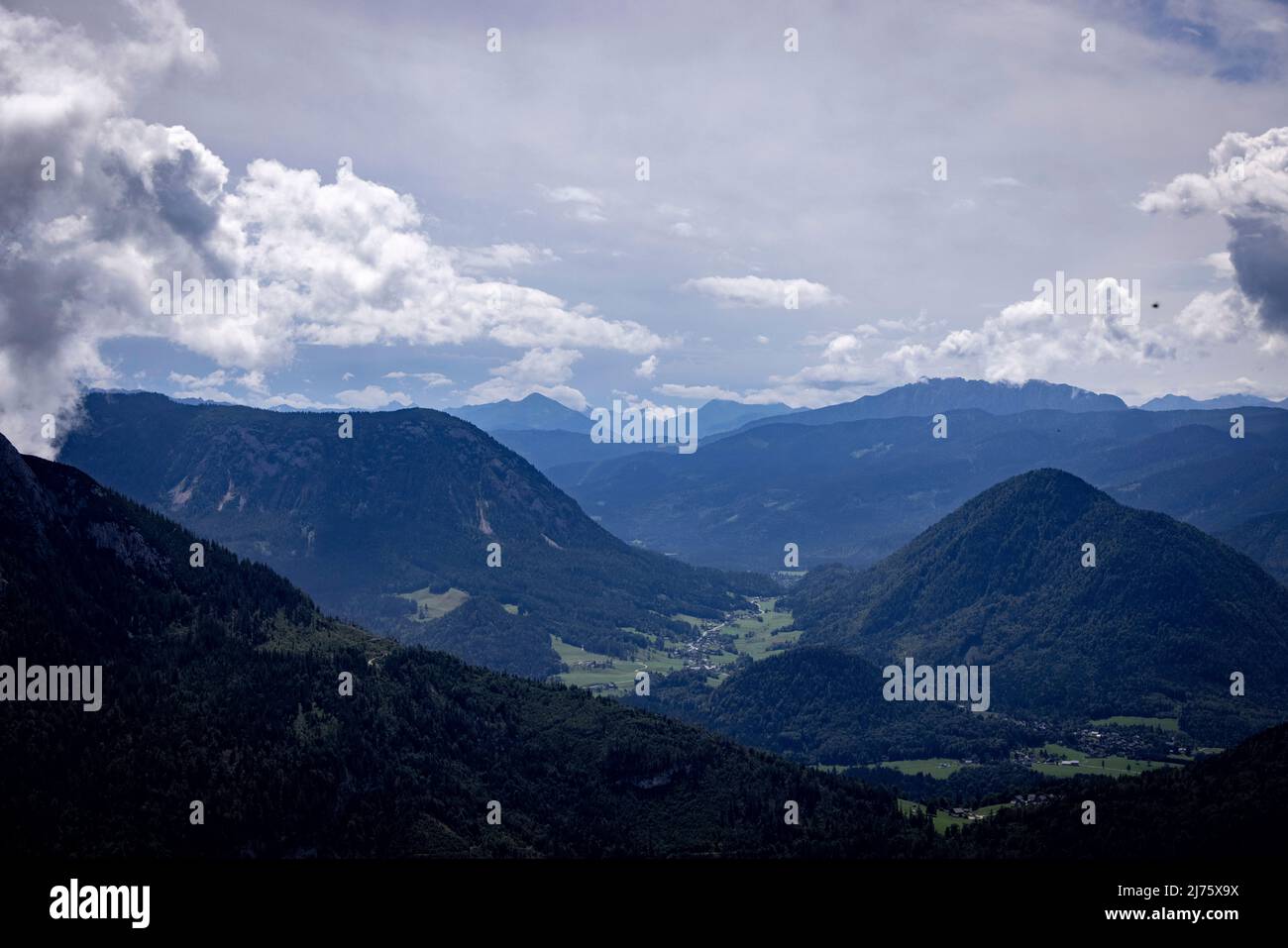 Amazing scenery and typical landscape in Austria, the Austrian Alps ...