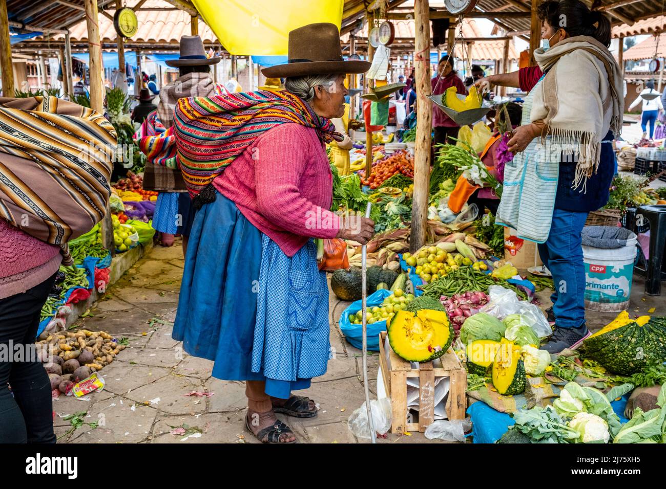 Senior Indigenous Quechua Women Shopping For Fruit and Vegetables At ...