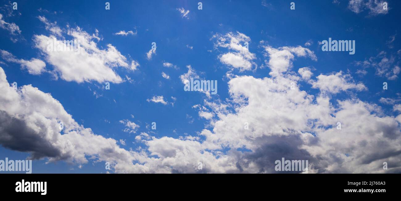 Beautiful sky with clouds hi-res stock photography and images - Alamy