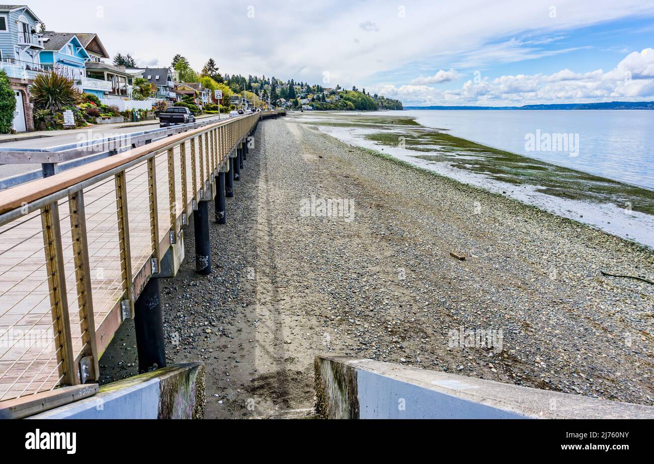 Beach boardwalk boardwalk redondo hi-res stock photography and images ...