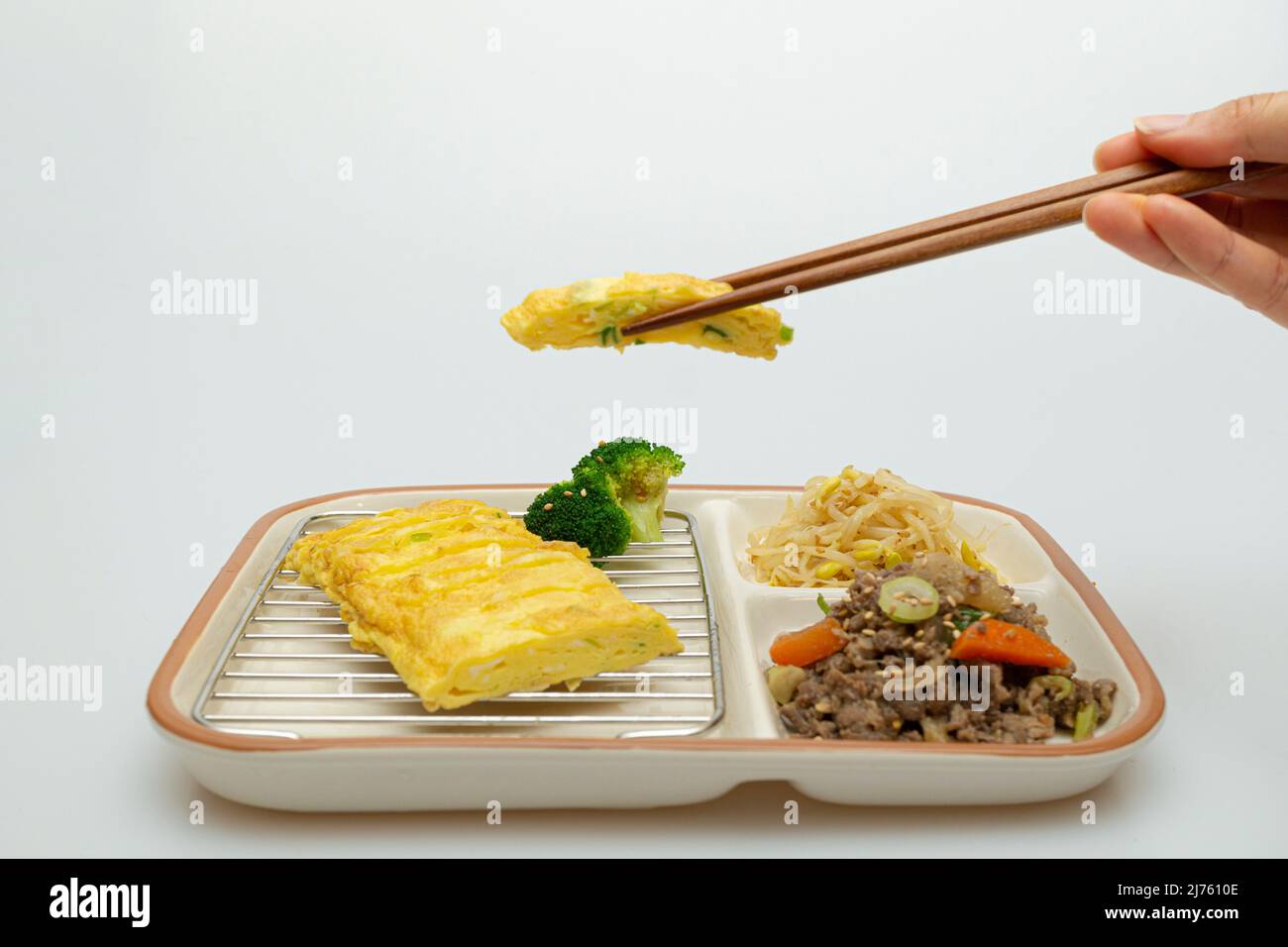 A deliciously balanced nutritious meal on the plate Stock Photo - Alamy