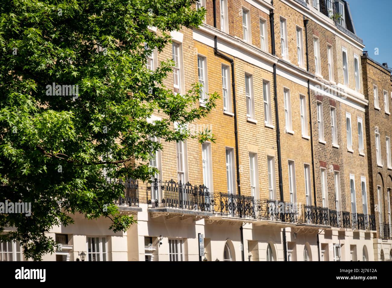 Typical chelsea terrace houses hi-res stock photography and images - Alamy