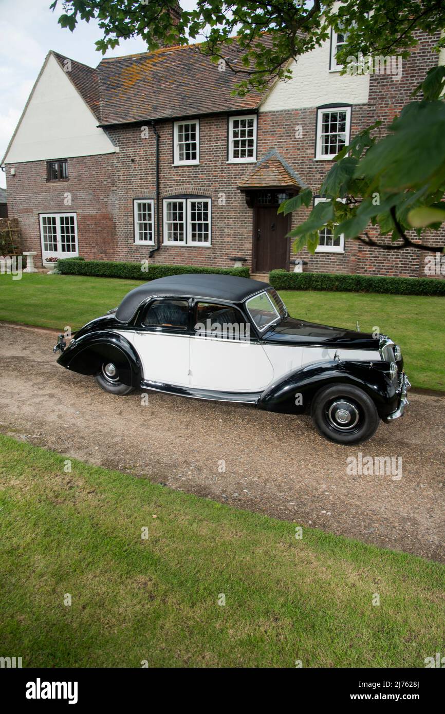 1954 Riley RME Classic British sports saloon car Stock Photo - Alamy