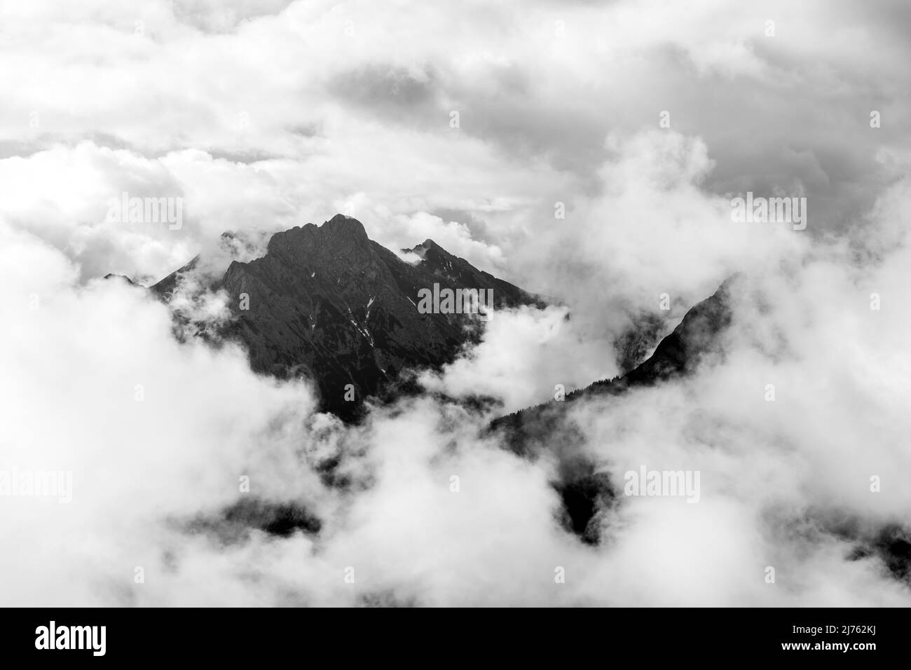 High peaks rocks Black and White Stock Photos & Images - Alamy