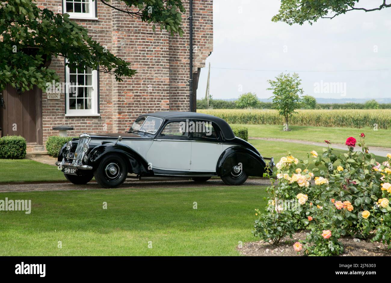 1954 Riley RME Classic British sports saloon car Stock Photo - Alamy