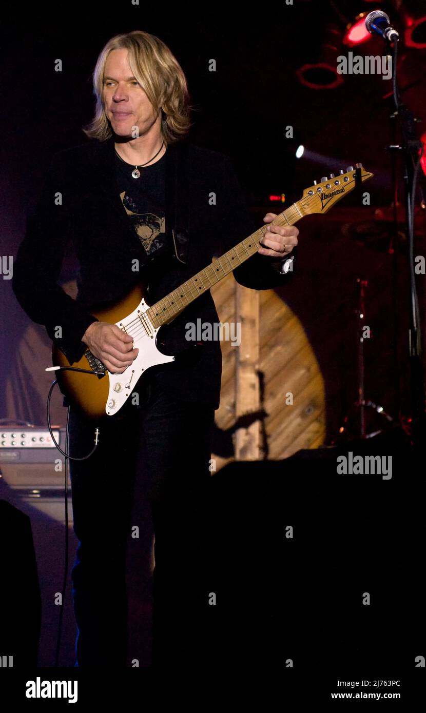 Andy Timmons on stage in concert Stock Photo - Alamy