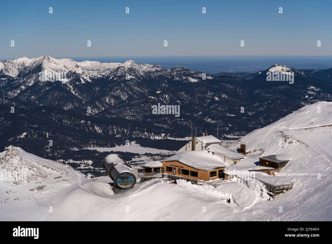 The mountain station of the Karwendelbahn in Mittenwald in the ...