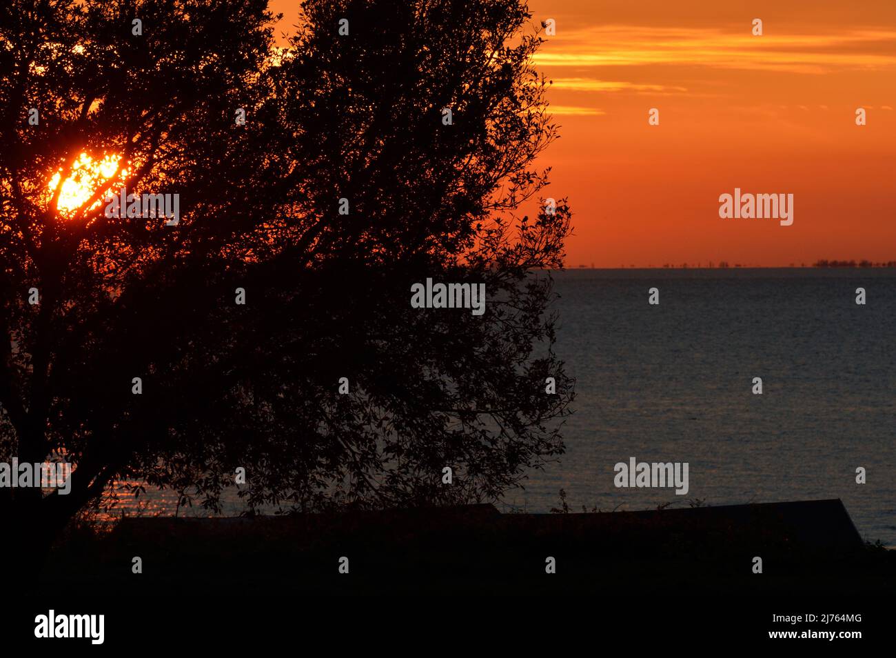 Hunstanton, Norfolk, UK - 18 April 2021: sunset over the wash, norfolk ...