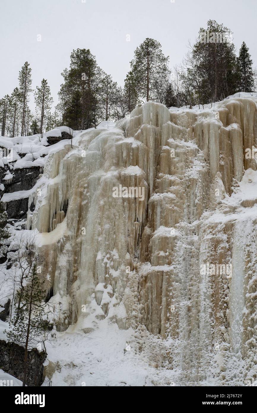 Frozen waterfalls finland hi-res stock photography and images - Alamy