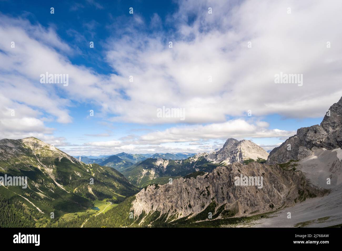 1689m hi-res stock photography and images - Alamy