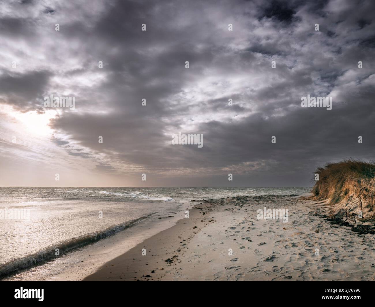 Stormy beach weather hi-res stock photography and images - Alamy
