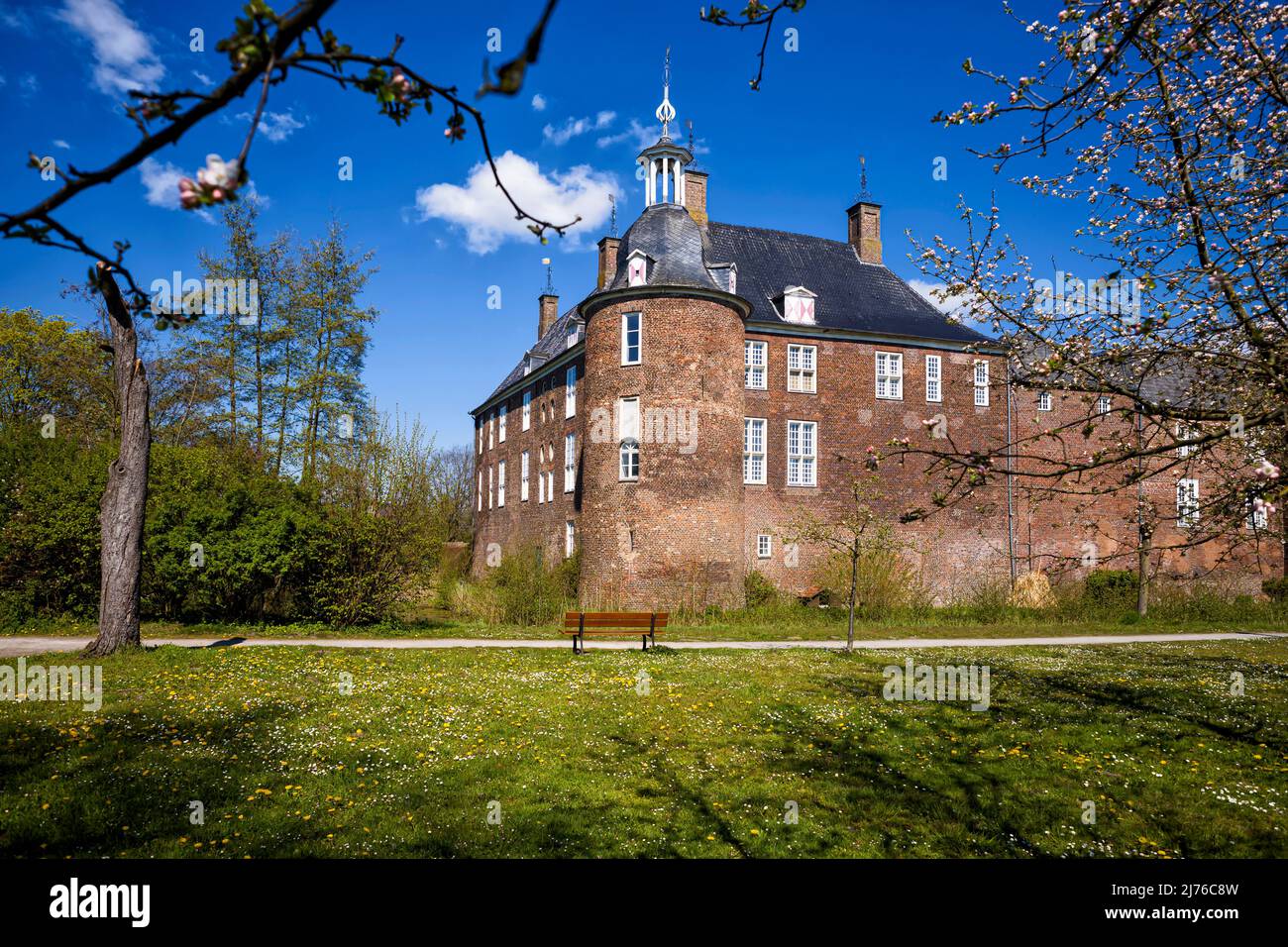 Ringenberg castle hi-res stock photography and images - Alamy