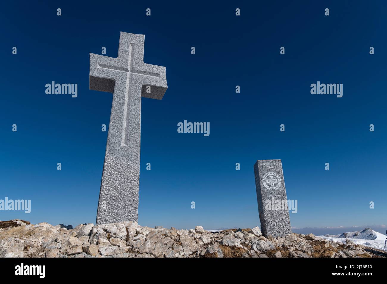 Hiking in rofan mountains hi-res stock photography and images - Alamy