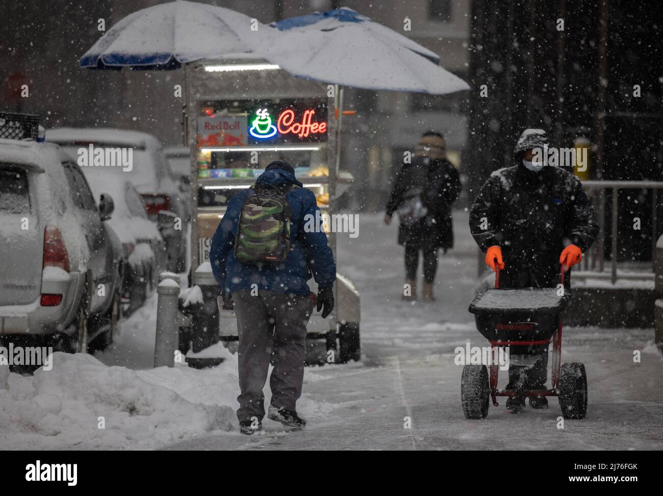 Salt spreader nyc hi-res stock photography and images - Alamy
