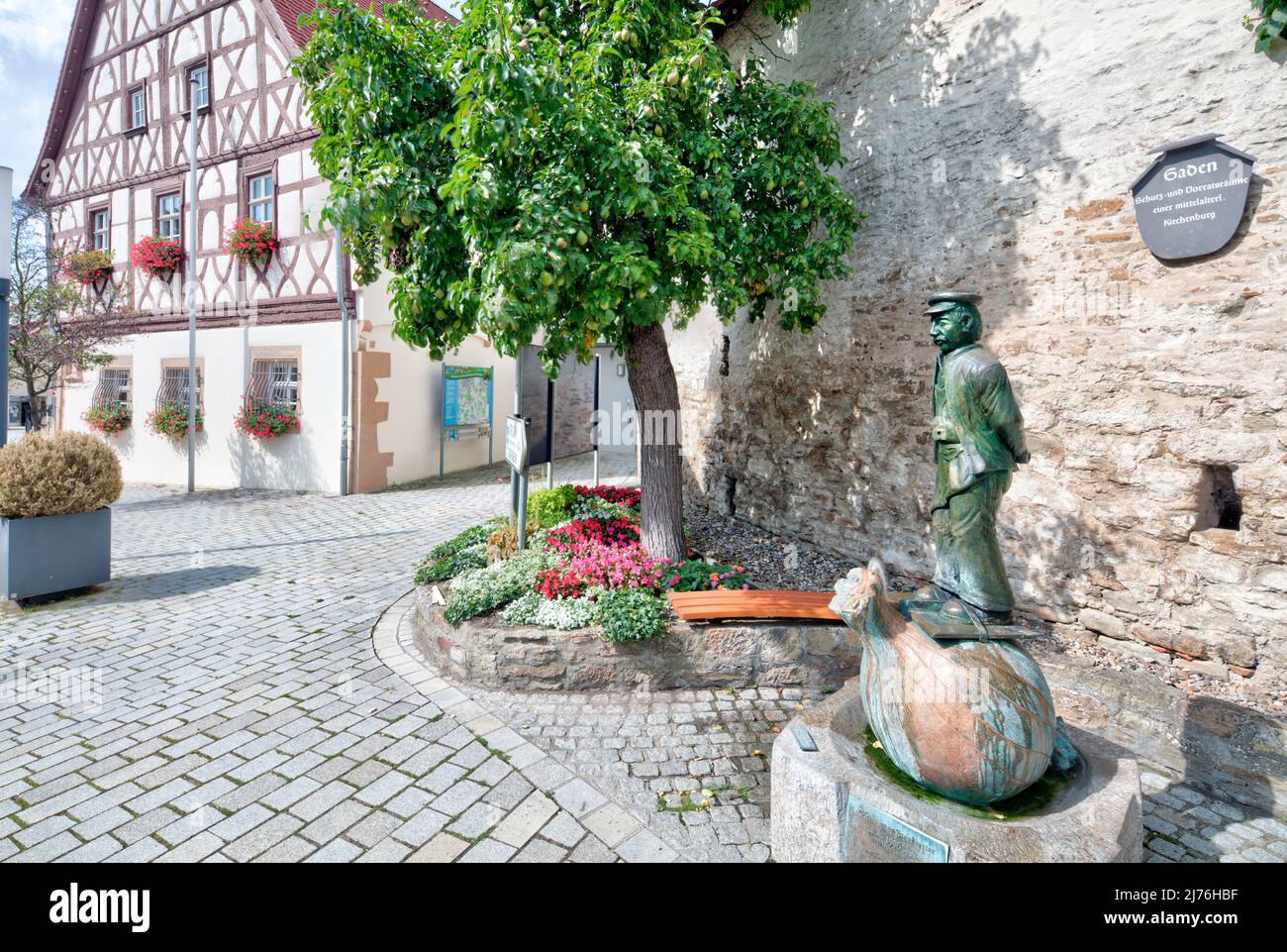 Church castle, gaden, storehouses, gadenanlage, house facade, summer ...