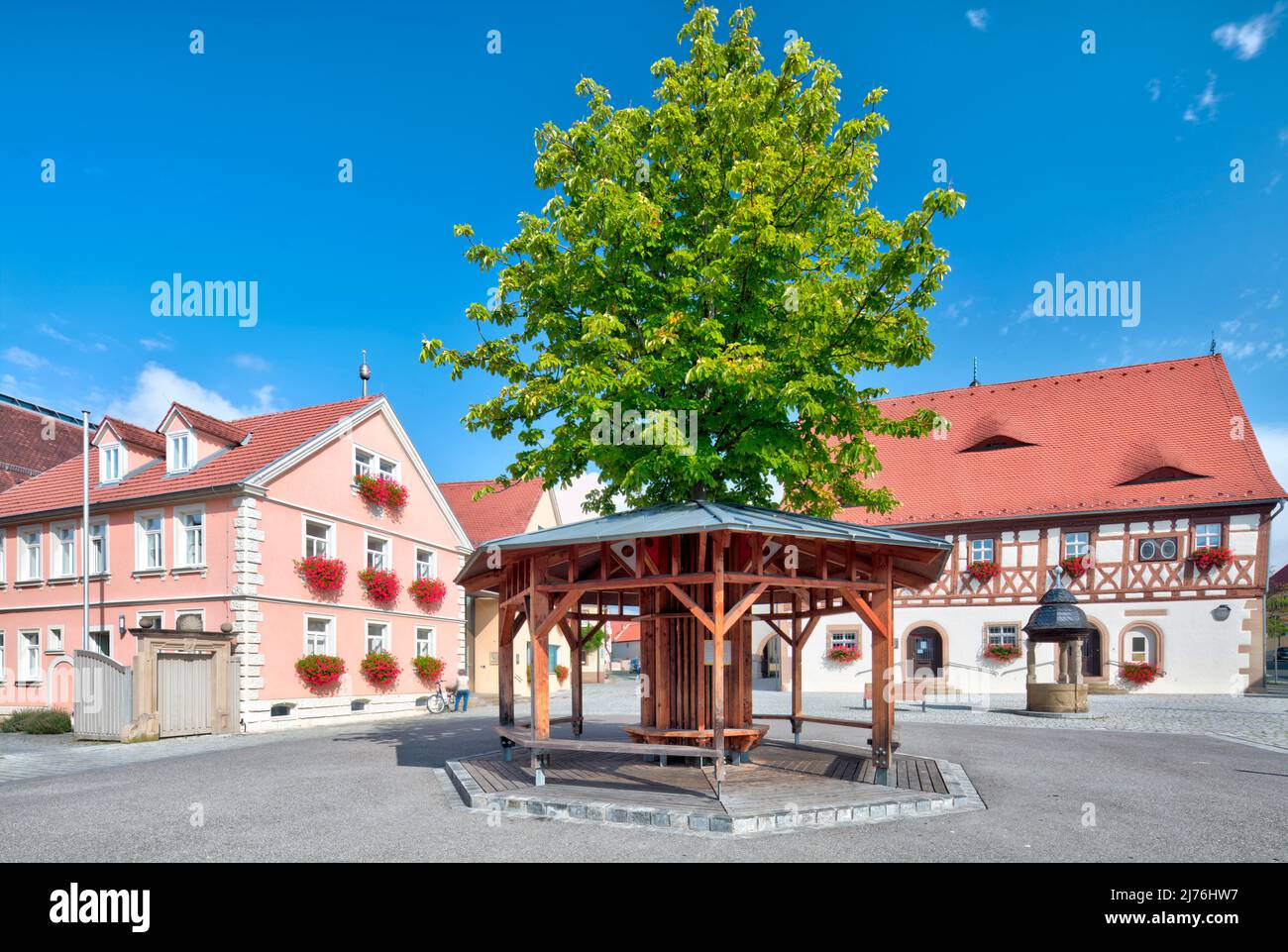 town hall, Reichsdorfmuseum, half-timbered house, house facade, village ...