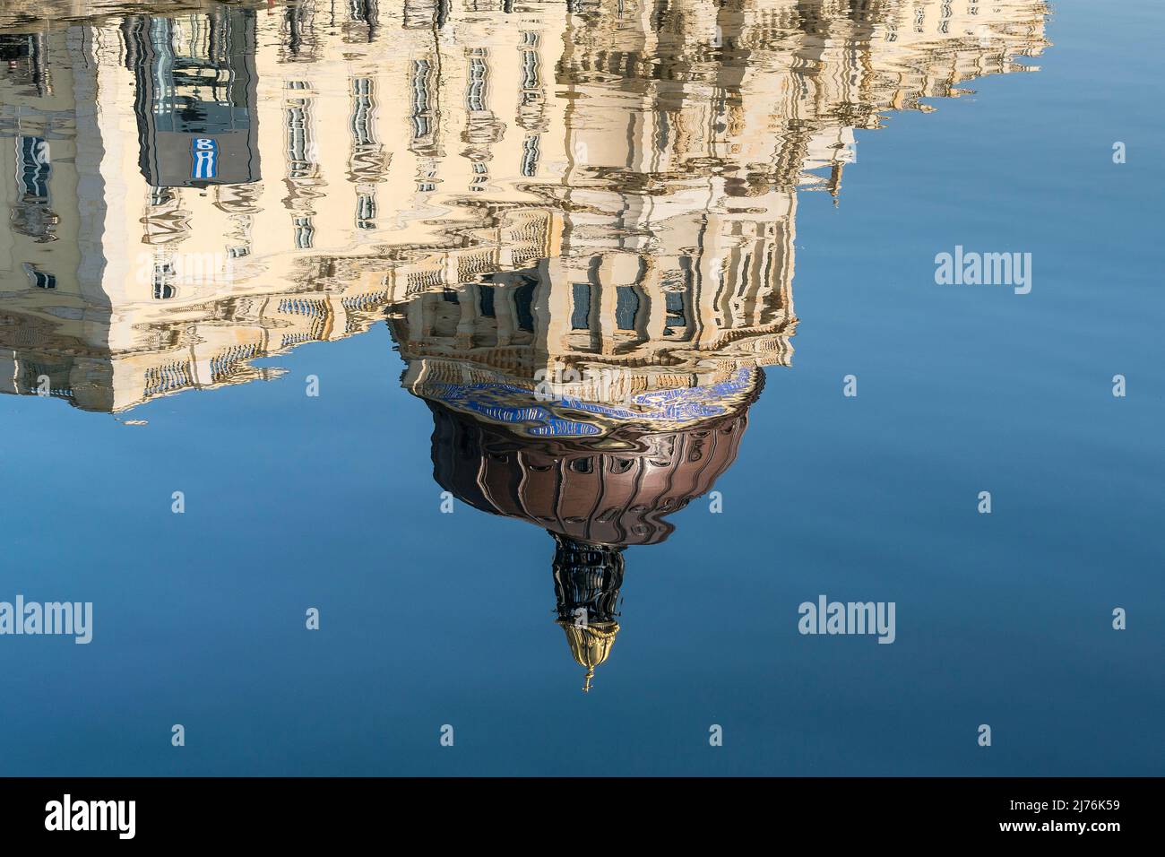 Berlin, city palace, dome, reflection in copper moat (side arm Spree ...
