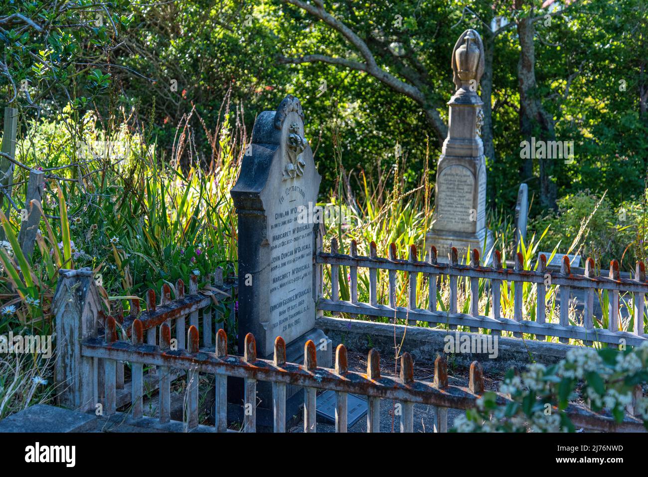 New zealand gravestone hi-res stock photography and images - Alamy