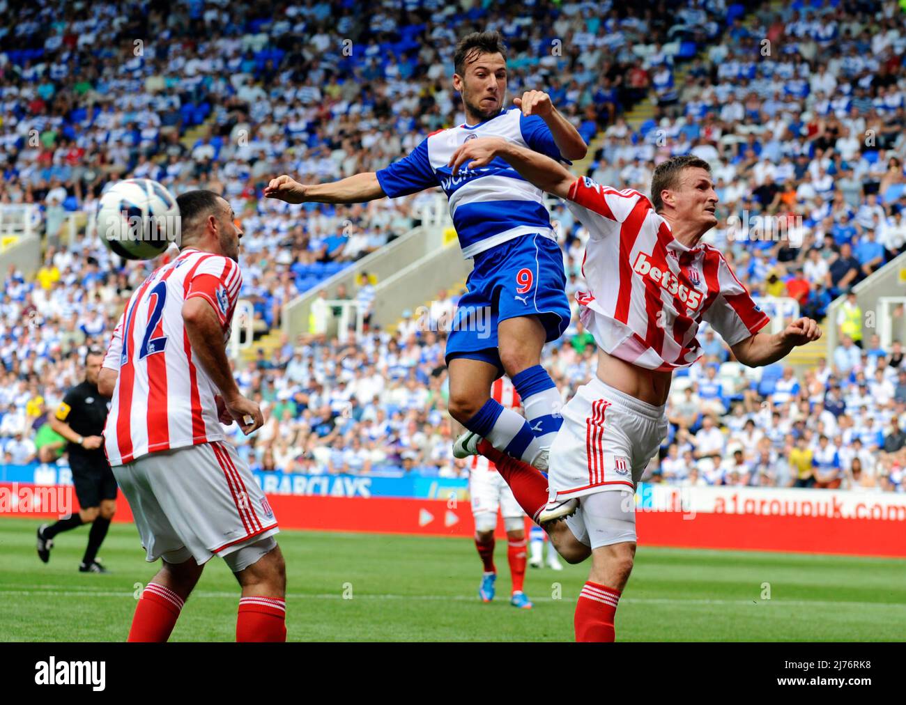 Adam le fondre reading hi-res stock photography and images - Alamy