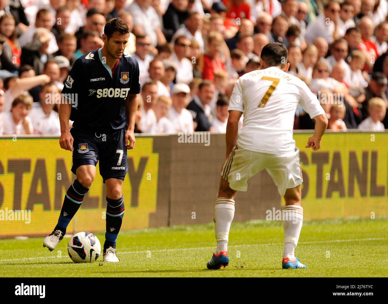 Paul jarvis hi-res stock photography and images - Alamy