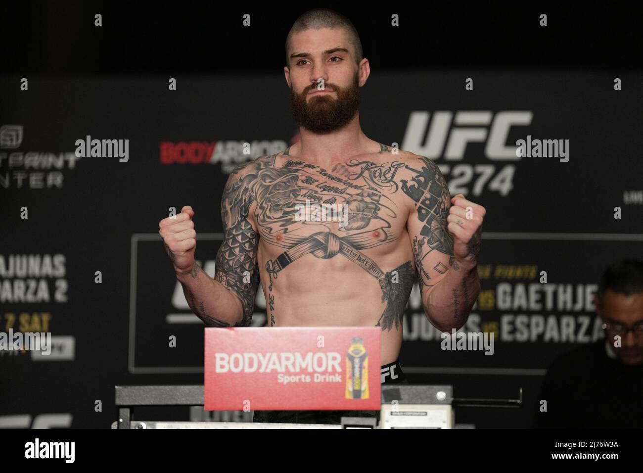 PHOENIX, AZ - May 6: Cameron VanCamp steps on the scale at Hyatt ...