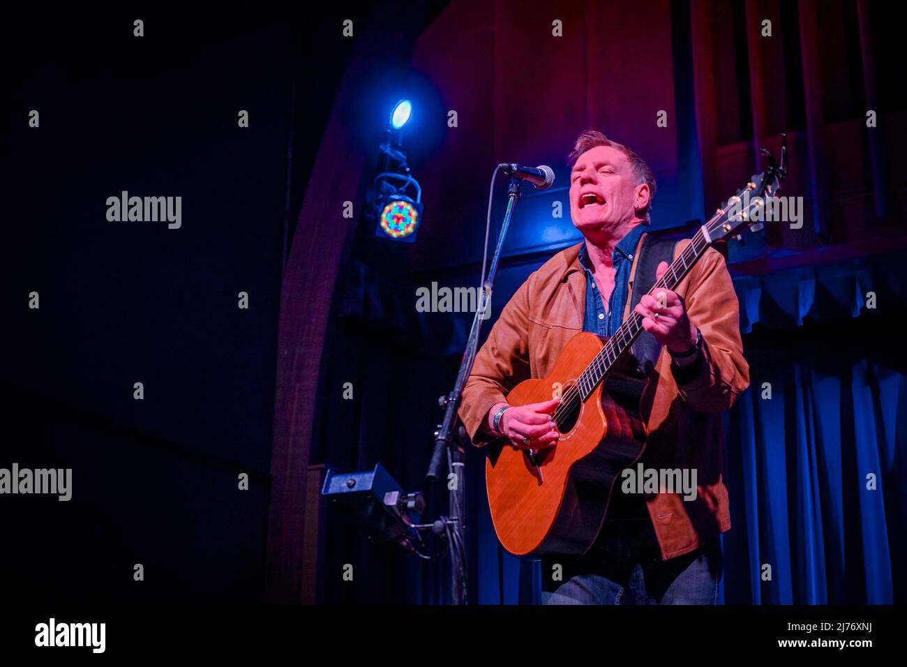 Welsh singer, songwriter, Martyn Joseph in concert Stock Photo - Alamy