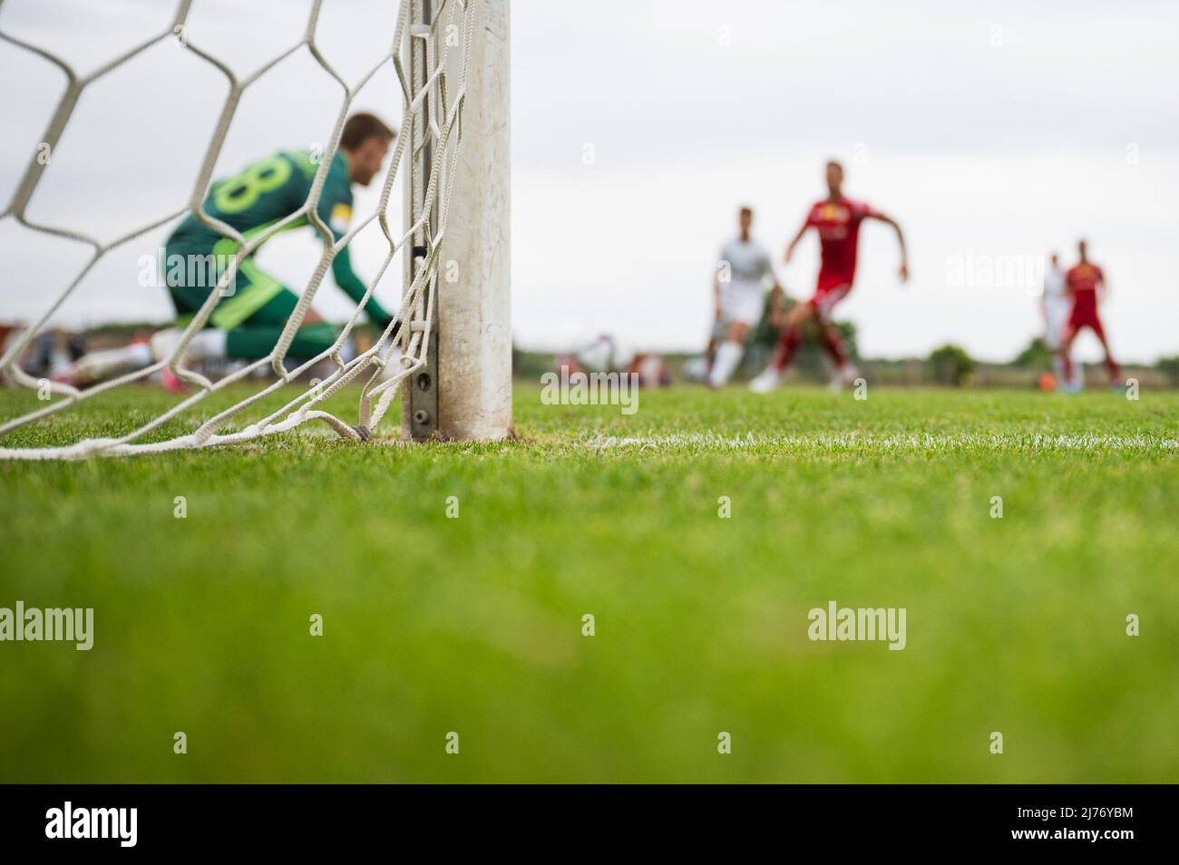 Football net texture hi-res stock photography and images - Alamy